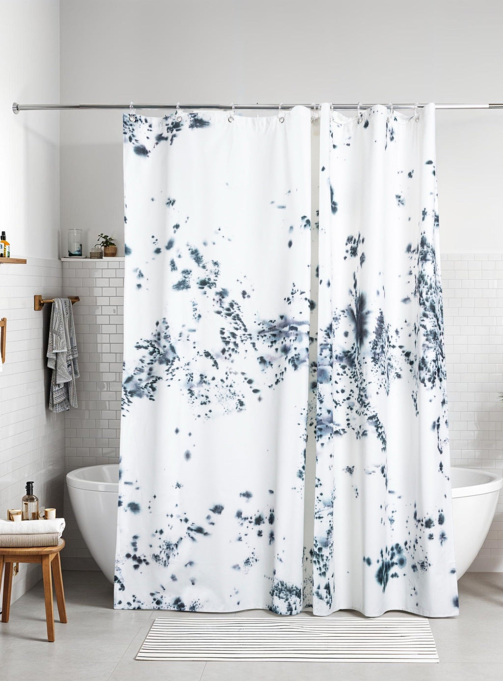 Small Space, Big Impact: Shower Curtain Hacks for Small Bathrooms ...